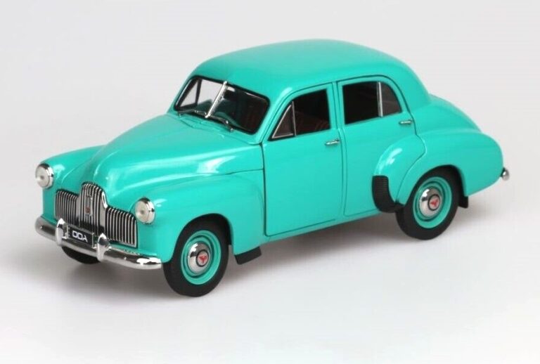 DDA Collectibles Model Cars and Diecast Accessories