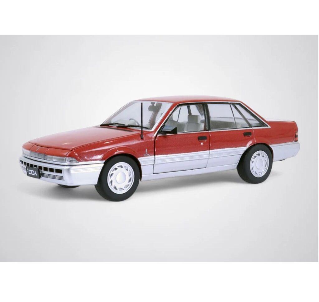DDA Collectibles Model Cars and Diecast Accessories